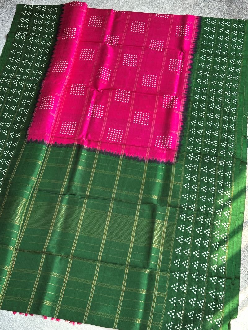 Pastel Pink with Green Hand-knotted Bandhani on Kanchipuram Silk ...